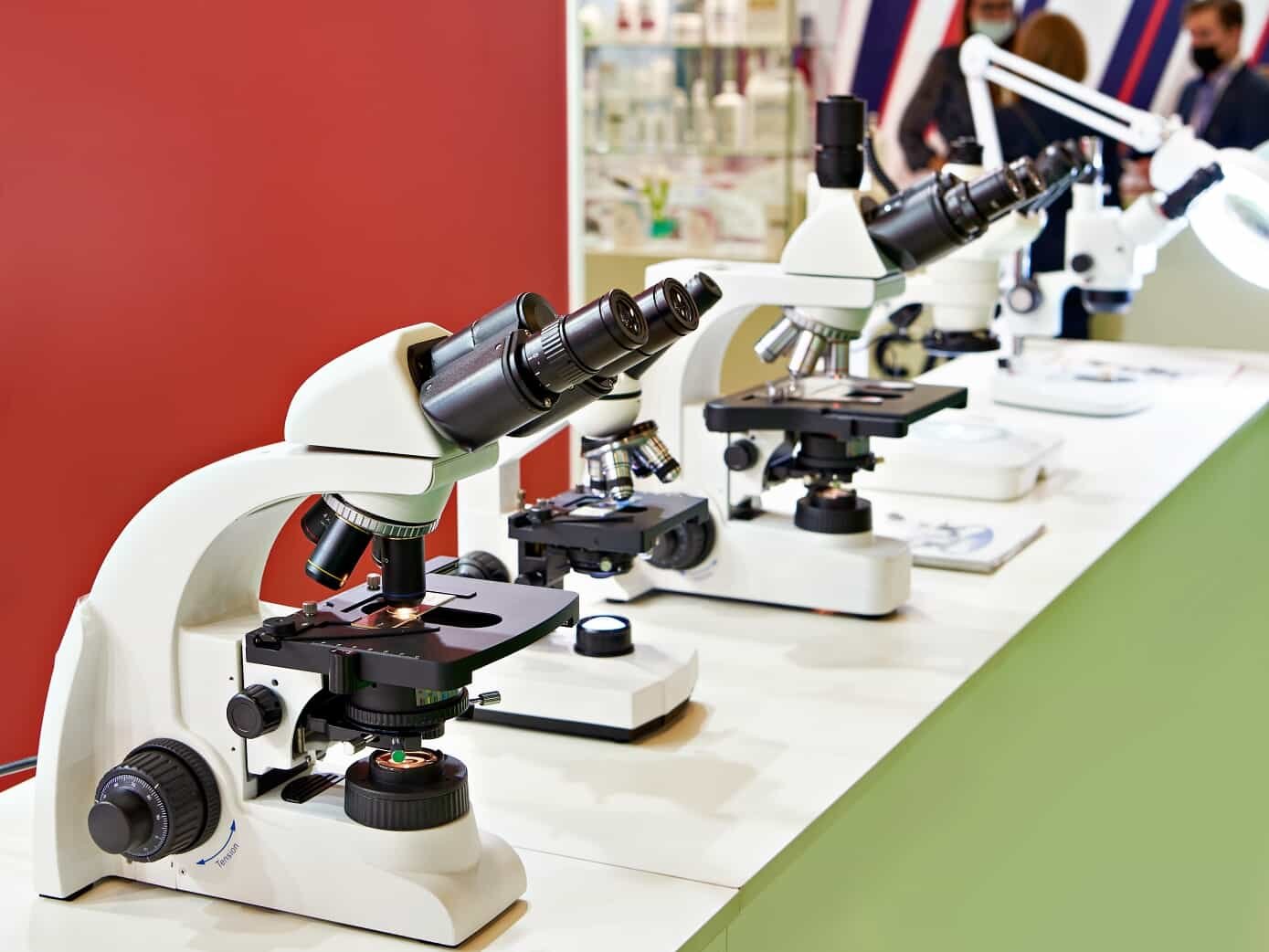 How to Choose a Stereo Microscopes for Your Laboratory
